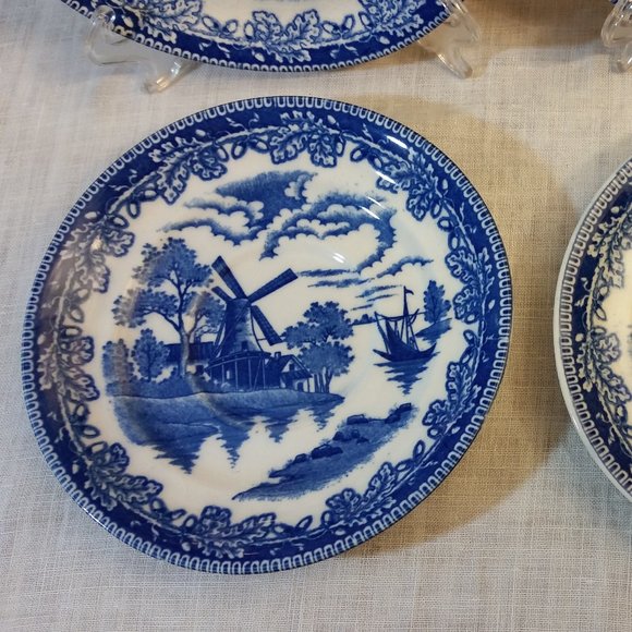 DUTCH WINDMILL SCENE | Dining | Vintage Japan Blue White Dutch Windmill ...